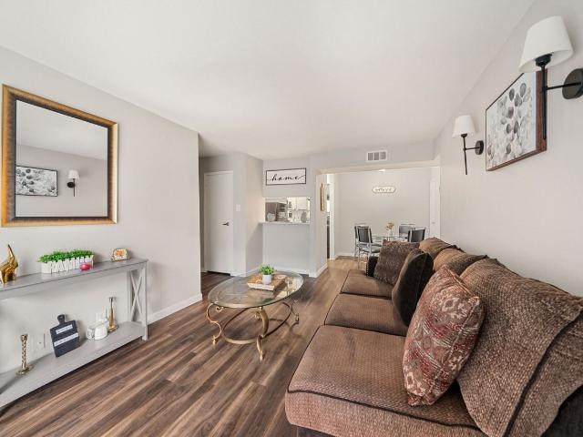 Aven East 1 Bedroom Apartment for Rent at 8030 W Airport Blvd, Houston, TX 77071 Greater Fondren Southwest