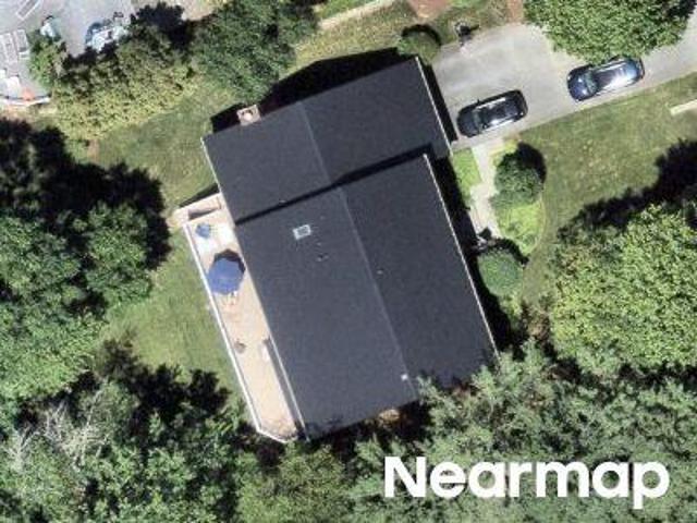 Avenel Farm Dr