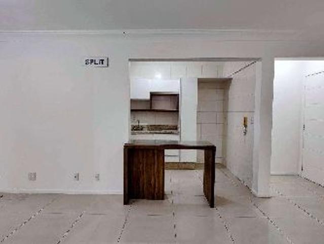 Avenida Brigadeiro da Silva Paes, 375, São José