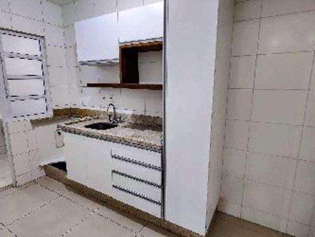 Avenida Brigadeiro da Silva Paes, 375, São José