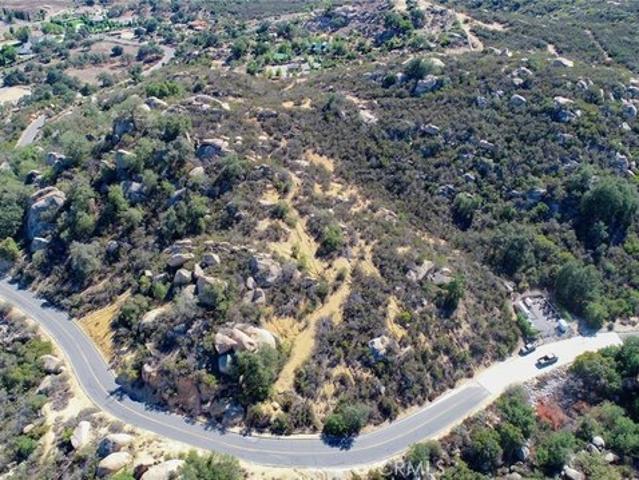 Avenida Escala, Murrieta, CA 92562