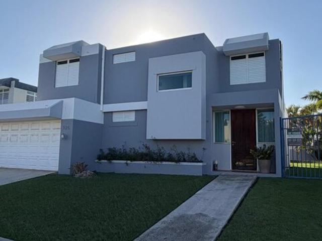 Avenida Isla Verde, Vega Baja, Home For Sale