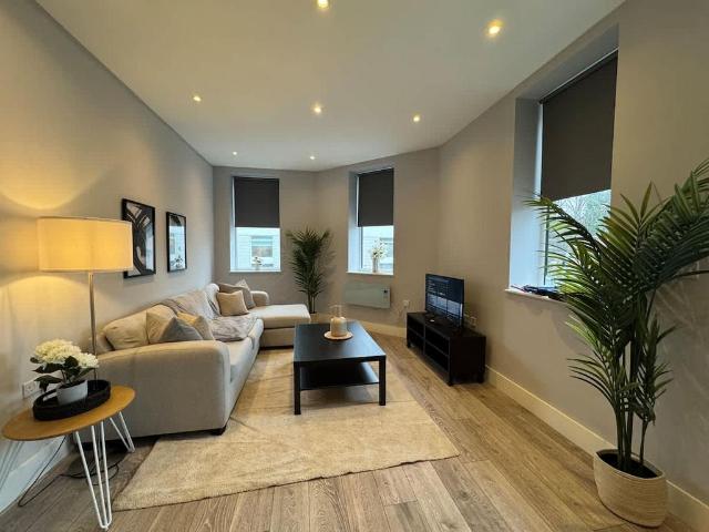 Avenir Heights, Station Approach. 1 bed flat to rent £3,075 pcm £710 pw