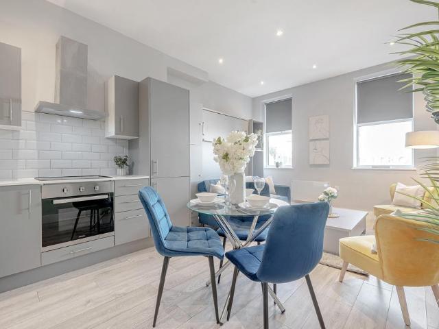 Avenir Heights, Station Approach. 1 bed flat to rent £3,200 pcm £738 pw