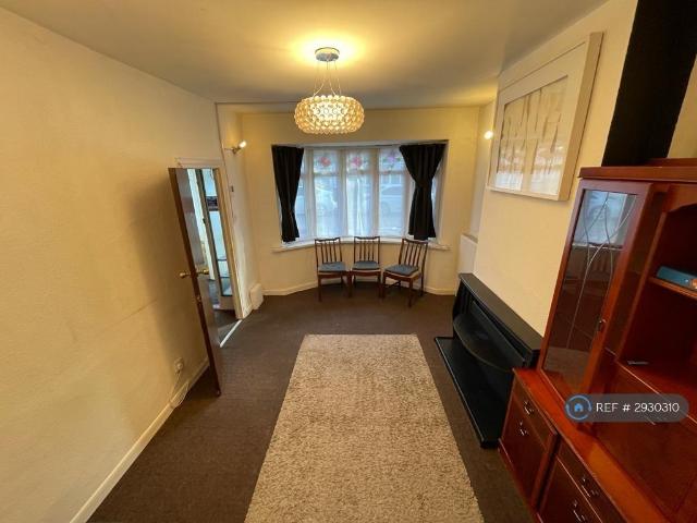 Avenons Road, London, E13 5 bed terraced house to rent £3,150 pcm £727 pw