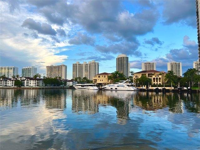 Aventura, FL 33160