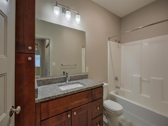 Avenue 204 1 Bedroom Apartment for Rent at 10816 S 204th Avenue Cir, Gretna, NE 68028
