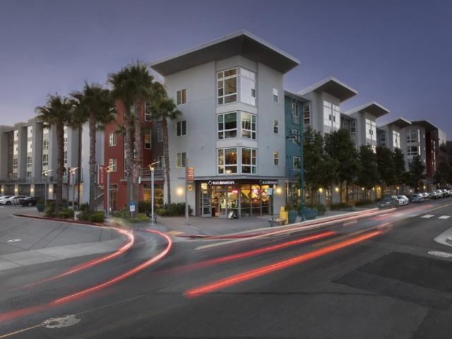 Avenue 64 1 Bedroom Apartment for Rent at 6399 Christie Ave, Emeryville, CA 94608