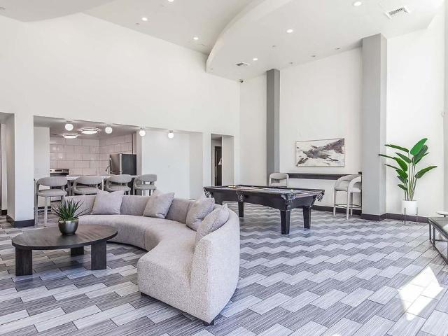 Avenue 64 Studio Apartment for Rent at 6399 Christie Ave, Emeryville, CA 94608