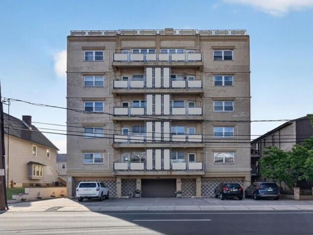 Avenue C Unit,bayonne, Condo For Sale