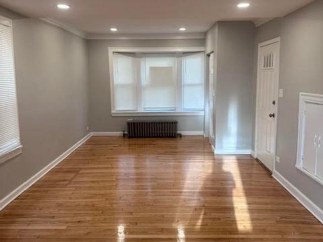 Avenue G 1 Bedroom Apartment for Rent at 10730 S Avenue G, Chicago, IL 60617 East Side