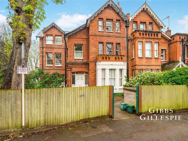Avenue Gardens, London W3, Studio to rent, £1,200 pcm | PrimeLocation