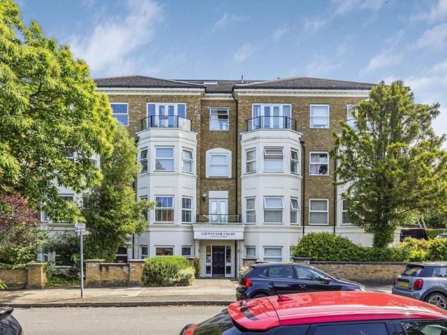 Avenue Elmers, Surbiton KT6 2 bed flat to rent £1,995 pcm £460 pw