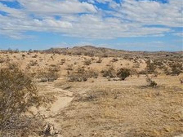 Avenue H, Lancaster, CA 93535