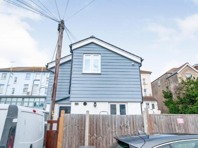 Avenue Lane, Eastbourne BN21, 1 bed property to rent, £1,100 pcm | PrimeLocation