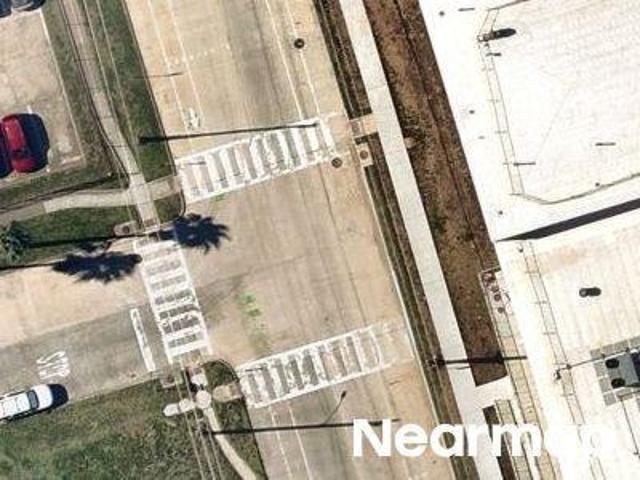 Avenue N Rear Apt 12