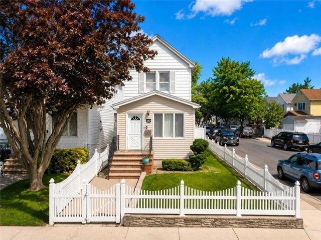 Avenue S, Brooklyn, Home For Sale