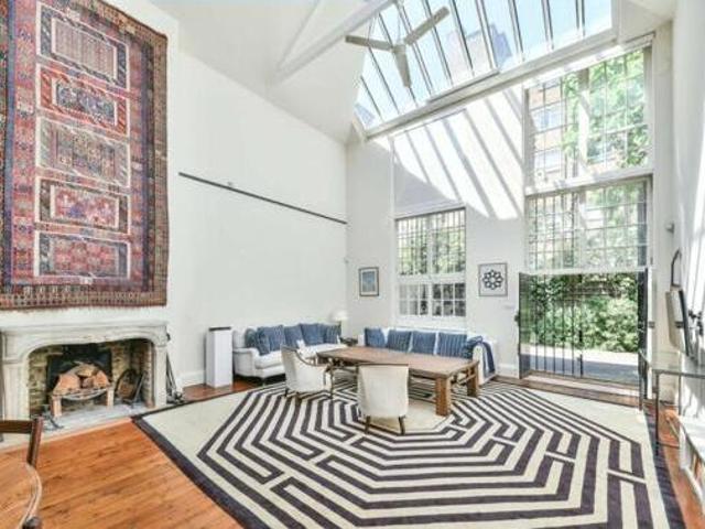 Avenue Studios, Sydney Close, 1 Bedroom House