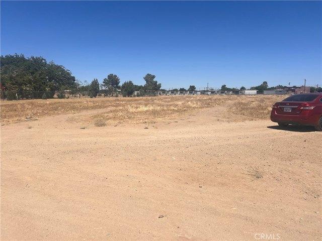 Avenue # Q5, Palmdale, CA 93550