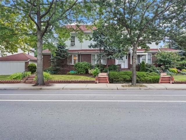 Avenue R, Brooklyn, Home For Sale