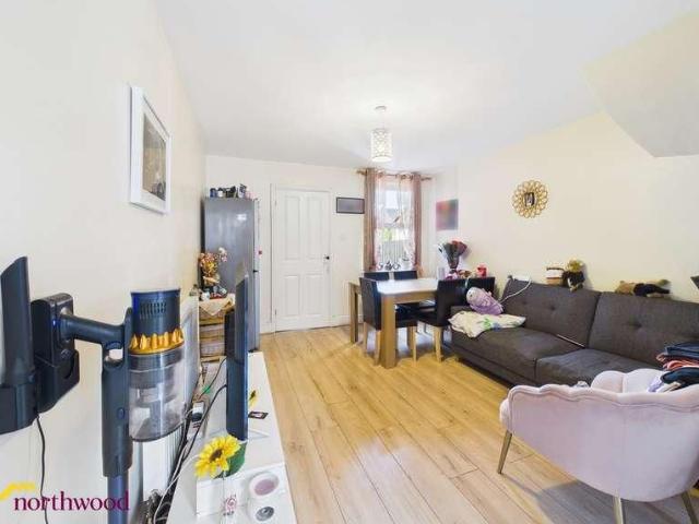 Avenue Road, Banbury, OX16