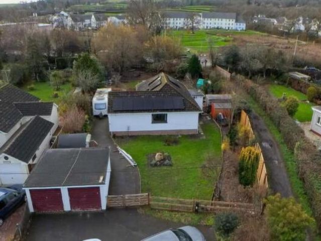 Avenue Road, Bovey Tracey, 3 Bedroom Detached