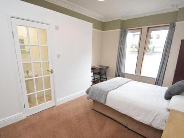 Avenue Road, Falmouth, 6 Bedroom Semi detached