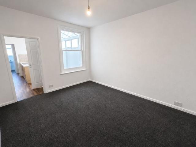 Avenue Road, Gosport