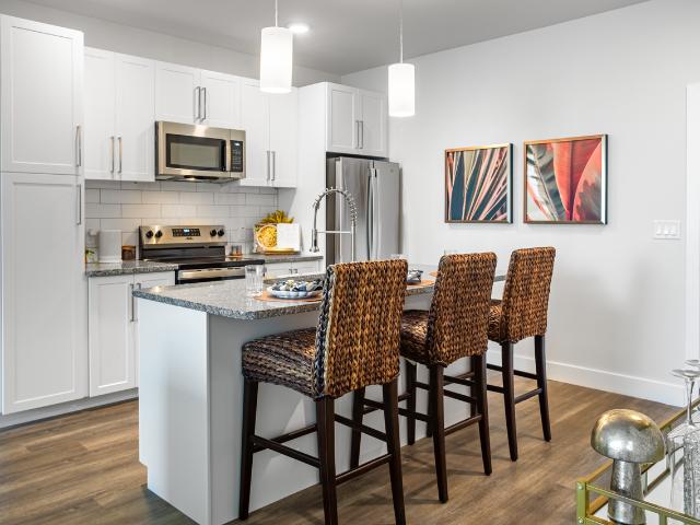 Avery Upscale Apartments 1 Bedroom Apartment for Rent at 1700 N Harbor Shore Blvd, Avondale, AZ 85392