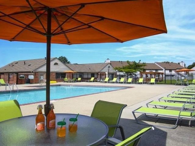 Avery Point Apartments 2 Bedroom Apartment for Rent at 8525 Laurel Valley Dr, Indianapolis, IN 46250 Castleton