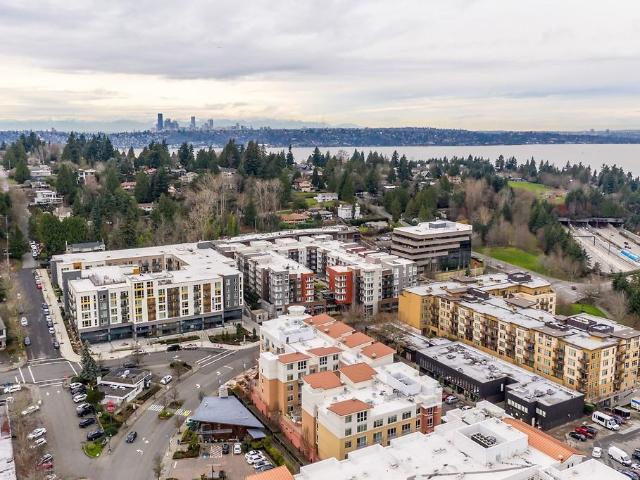Aviara 1 Bedroom Apartment for Rent at 2441 76th Ave Se, Mercer Island, WA 98040 Downtown Mercer Island