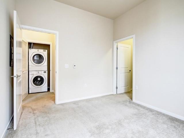 Aviara 1 Bedroom Apartment for Rent at 2441 76th Ave Se, Mercer Island, WA 98040 Downtown Mercer Island