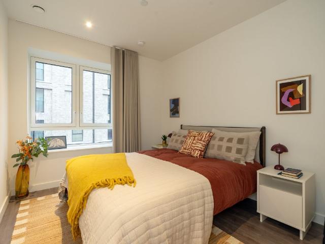 Aviator Drive, London NW2, 2 bed flat to rent, £3,200 pcm | PrimeLocation