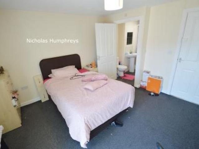 Aviation Avenue, Hatfield, AL10