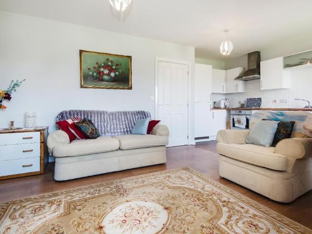 Aviation Avenue, Hatfield, Hertfordshire AL10, 2 bed flat to rent, £1,630 pcm | PrimeLocation