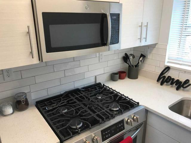 AVID Studio Apartment for Rent at 3431 Dupont Ave S, Minneapolis, MN 55408 CARAG