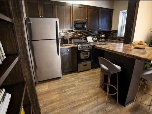 AVID 1 Bedroom Apartment for Rent at 3431 Dupont Ave S, Minneapolis, MN 55408 CARAG