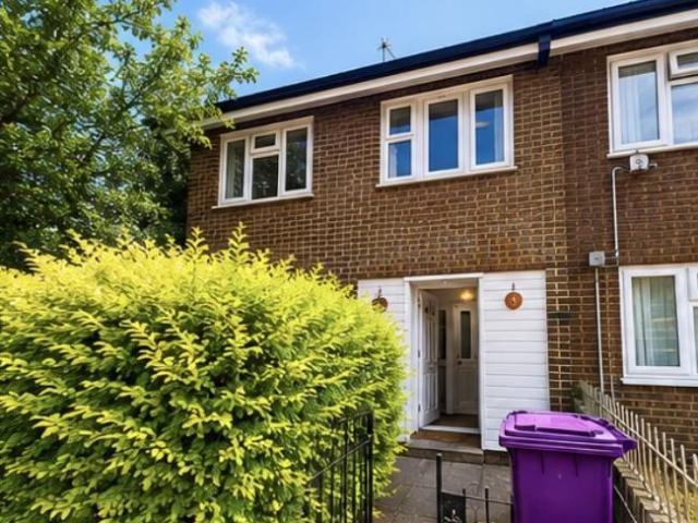 Avis Square, Stepney Green, Limehouse, London E1, 4 bed end terrace house to rent, £3,950 pcm | PrimeLocation