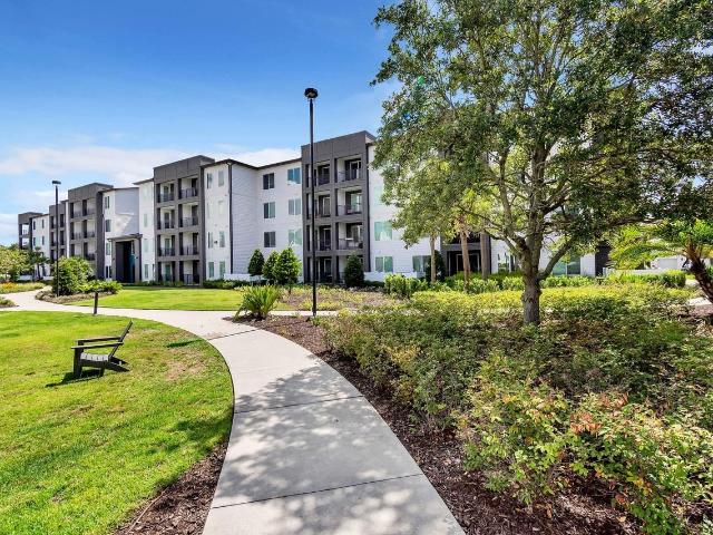 AVLI AT CROSSTOWN CENTER APARTMENTS 2 Bedroom Apartment for Rent at 9539 Delaney Creek Blvd, Tampa, FL 33619
