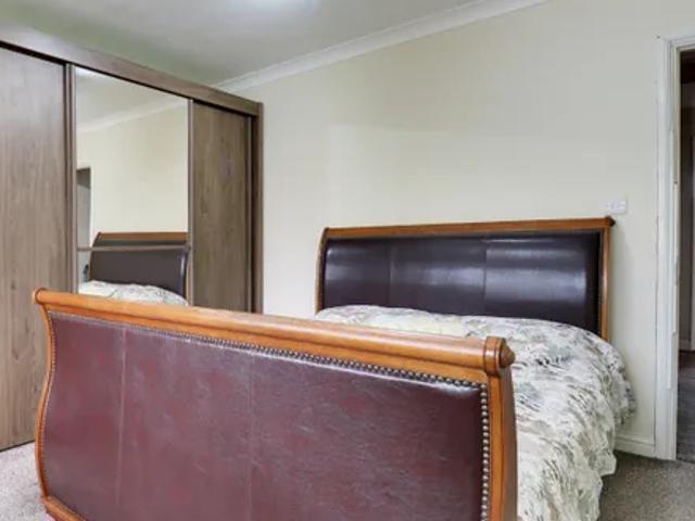 Axminster Crescent, London, DA16 1HF, United Kingdom | 4 bed house for rent #167388009 | Rentberry