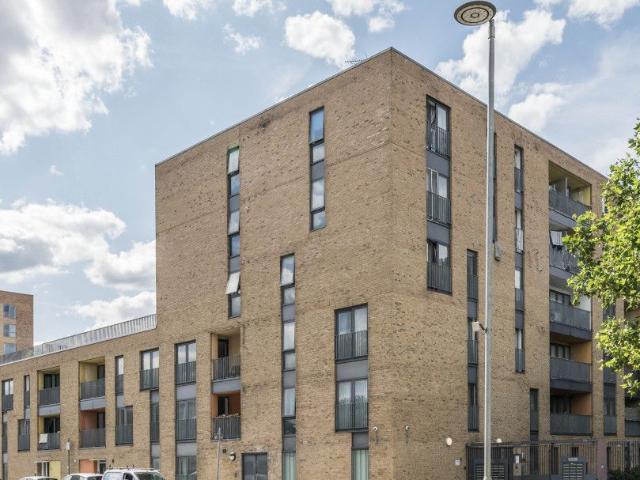 Axe St, Barking IG11, 1 bed flat to rent, £850 pcm | PrimeLocation