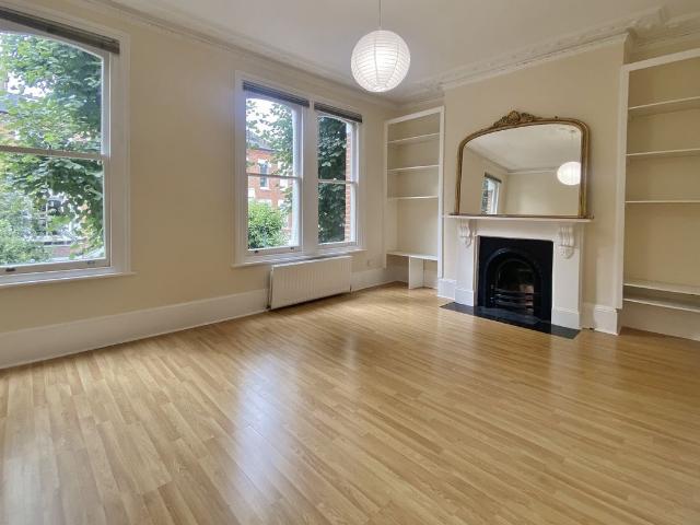Aynhoe Road, Brook Green, Hammersmith W14, 3 bed flat to rent, £3,750 pcm | PrimeLocation