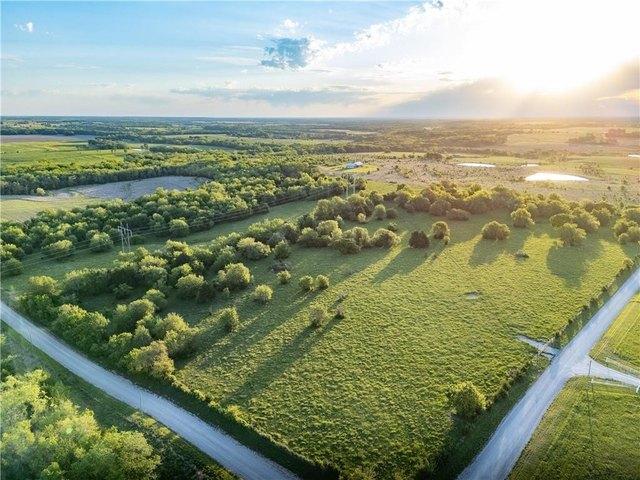 Ayers Rd, Parker, KS 66072