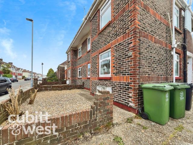 Aylen Road, Portsmouth PO3, 2 bed flat to rent, £1,250 pcm | PrimeLocation