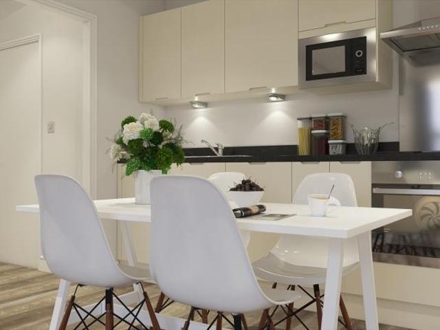 Aylesbury, Buckinghamshire, HP19 2 bed apartment to rent £1,425 pcm £329 pw