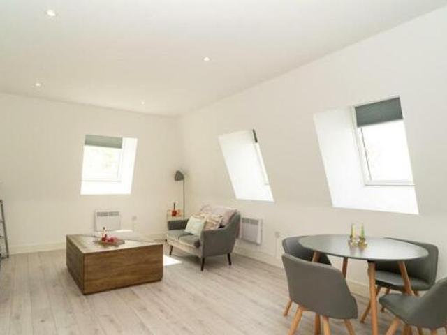 Aylesbury, Buckinghamshire, 1 Bedroom Flat