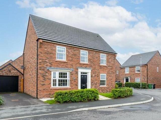 Aylesbury Road, Henhull, 4 Bedroom Detached