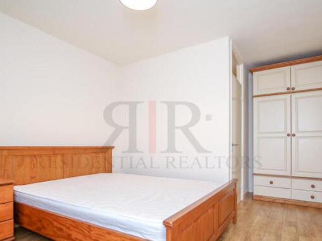 Aylesford House, Long Lane, 3 Bedroom Flat