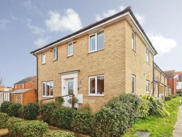 Aylesham, Central Boulevard, Canterbury, 3 Bedroom End