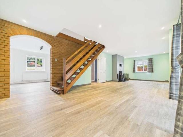 Aylestone Drive, Hereford, HR1
